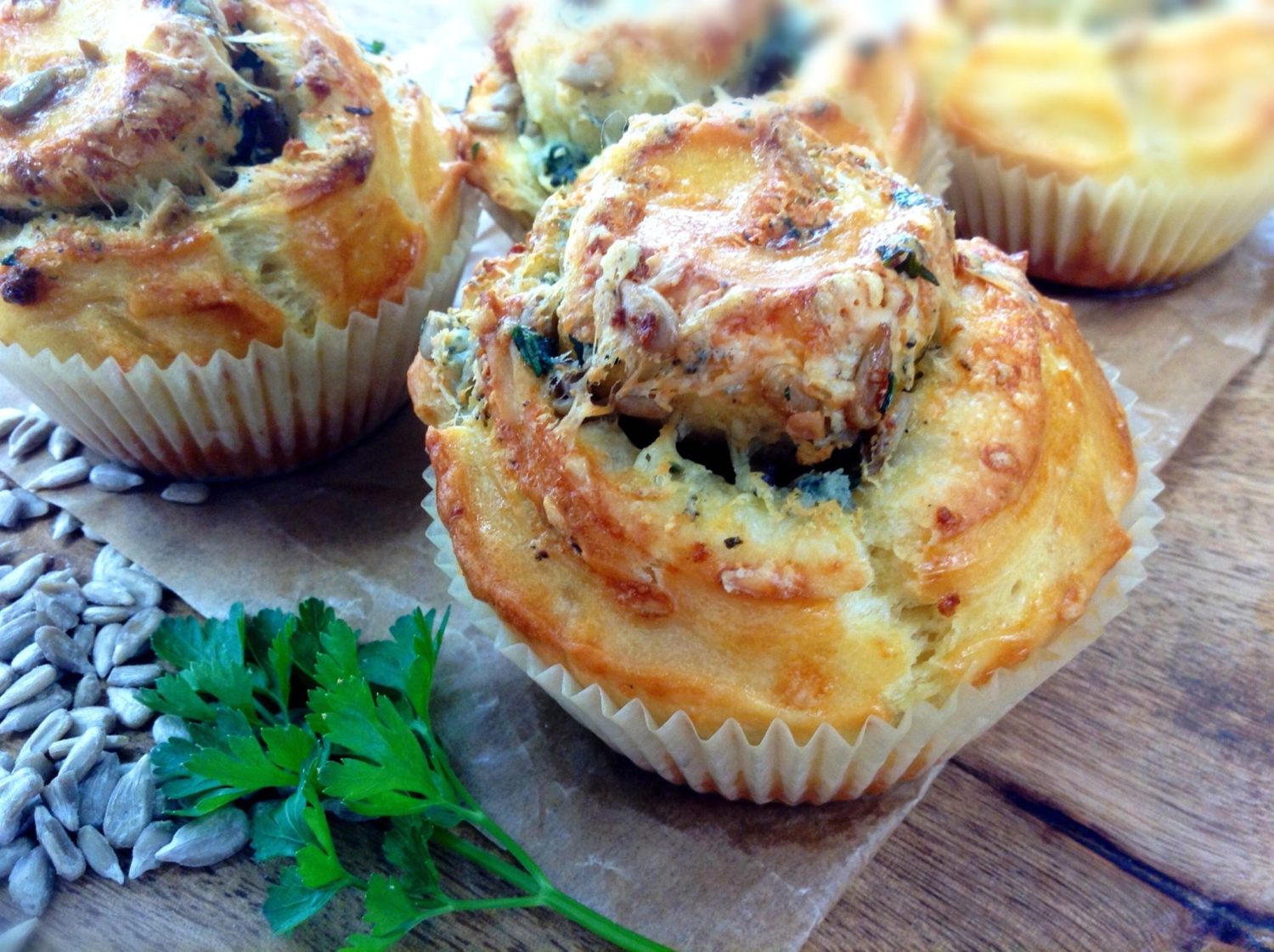 Kynuté růžičky s Modřenínem a česnekem – Snědeno.cz